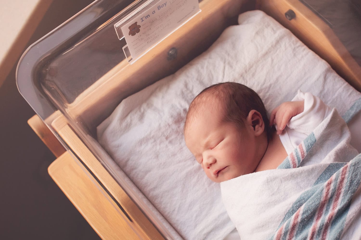 Fresh Hospital & Birth Gallery | Pamela Fallon Photography